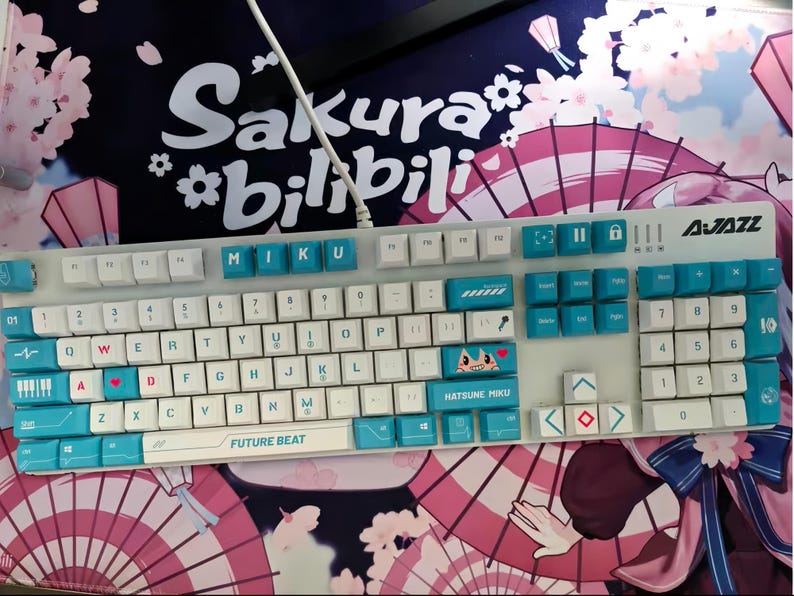 Hatsune Miku Japanese Anime Keycaps Set – 130-key Cherry Profile PBT ...