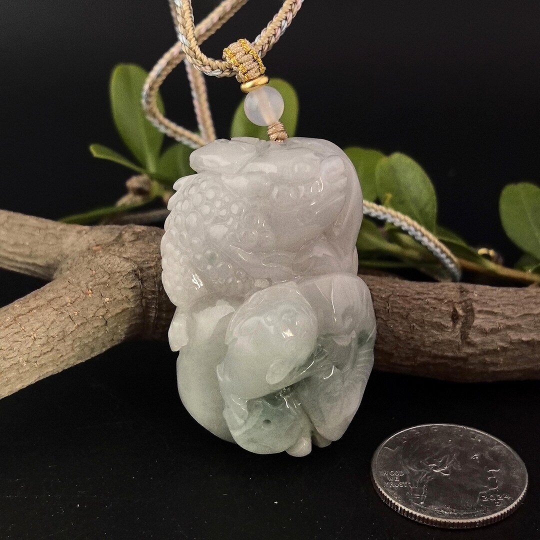 50.3 Mm Chinese Lucky Fortune Frogs With Ruyi Jade Pendant - Unique ...