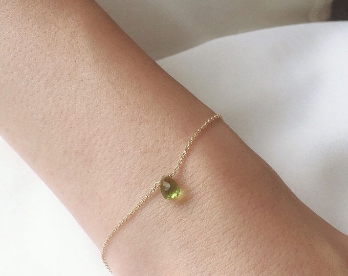 August Birthstone Bracelet,peridot Bracelet,tiny Green Stone Bracelet ...