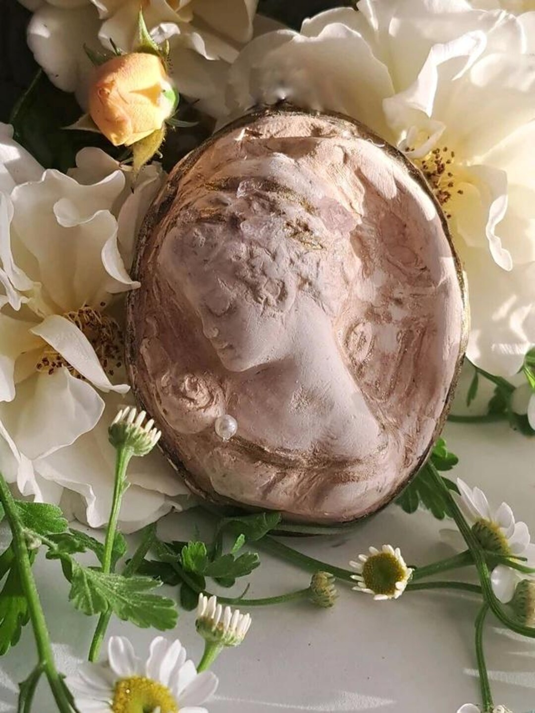 Angel of Belonging Cameo Porcelain Brooch- Lisa Azzano Sculptures - Etsy