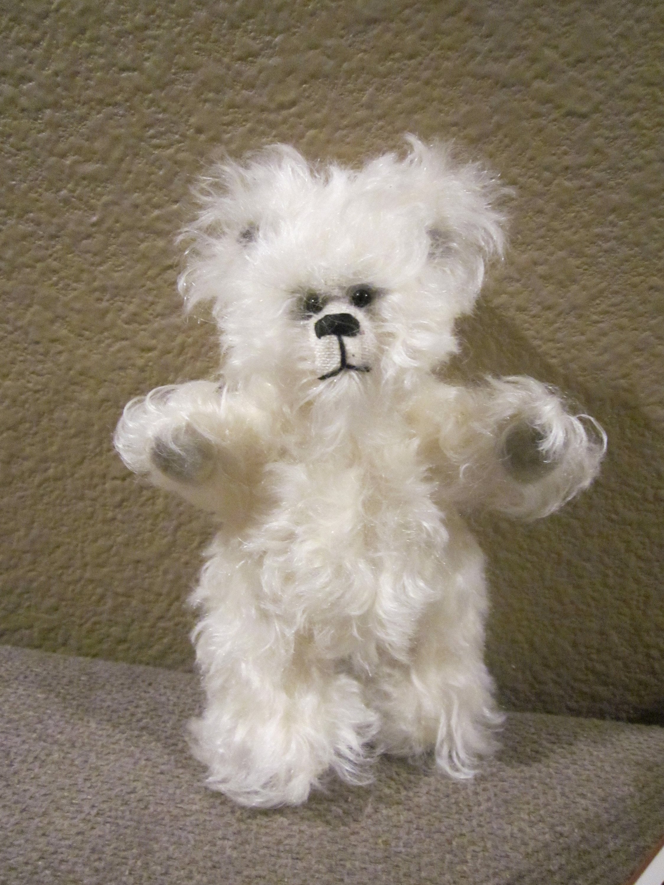 Meet "hugo" a Fantastic Mohair Teddy Bear Created by Vicki Peres of ...