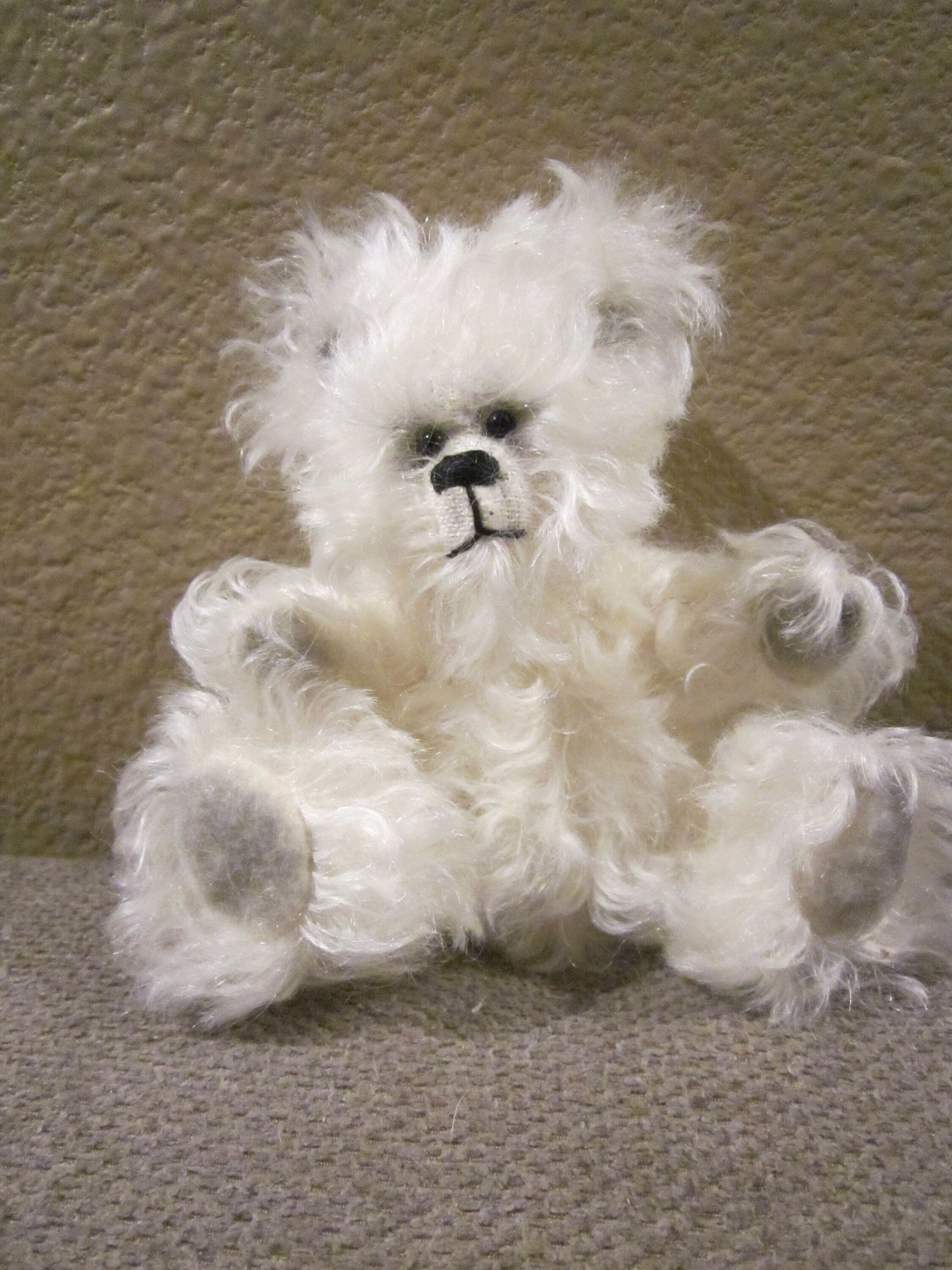 Meet "hugo" a Fantastic Mohair Teddy Bear Created by Vicki Peres of ...