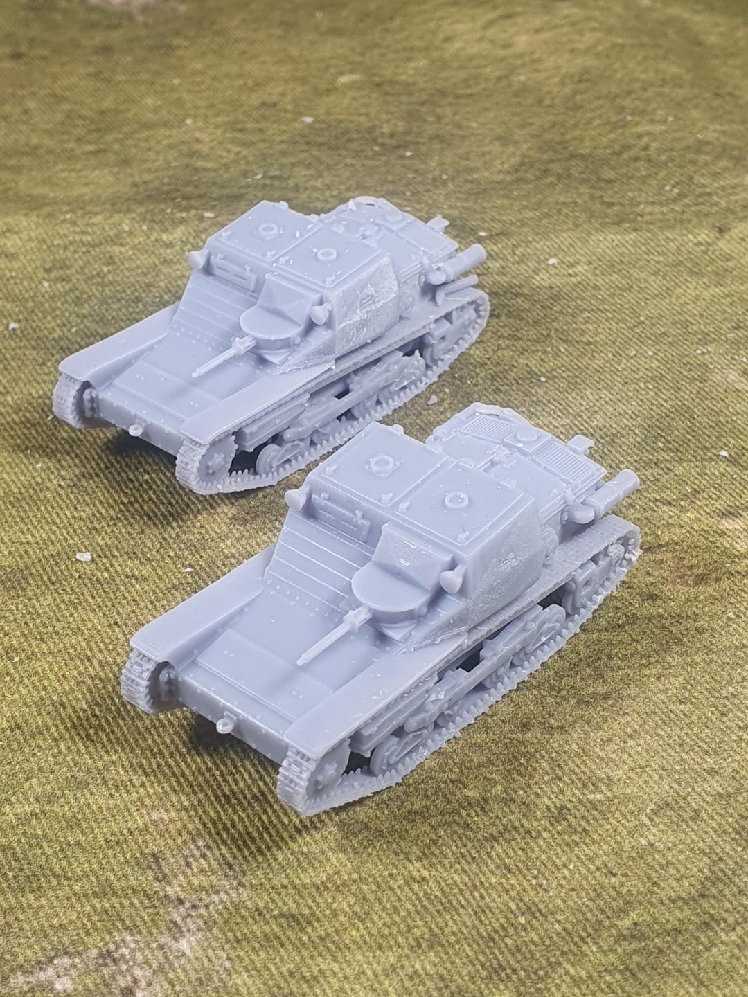3D Printed Italian L3/33 Tankette (2 Pack): 1/56, 1/100 Scale Resin ...