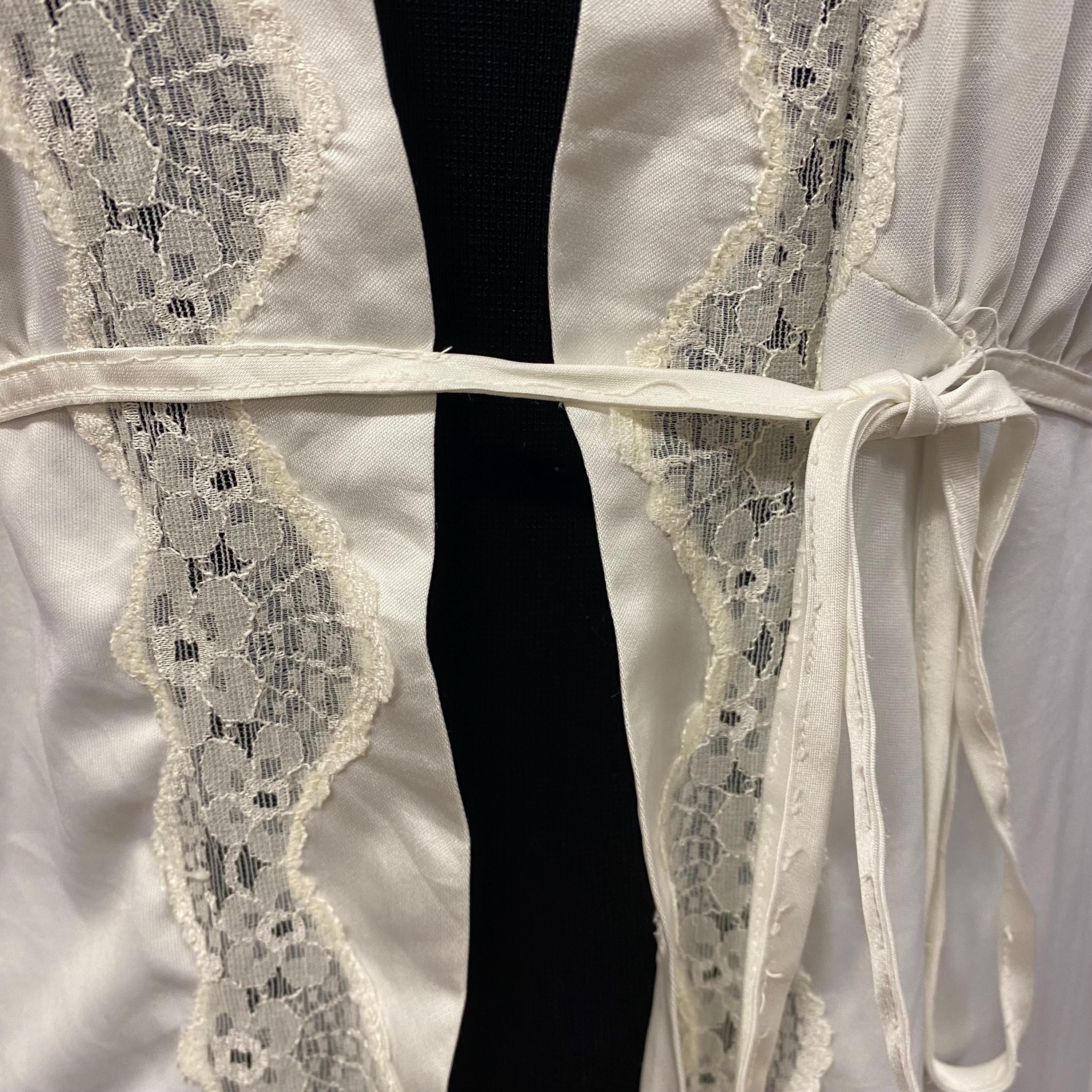 1980s Vintage Lace Trim Night Robe, Silk-cotton Blend - Etsy