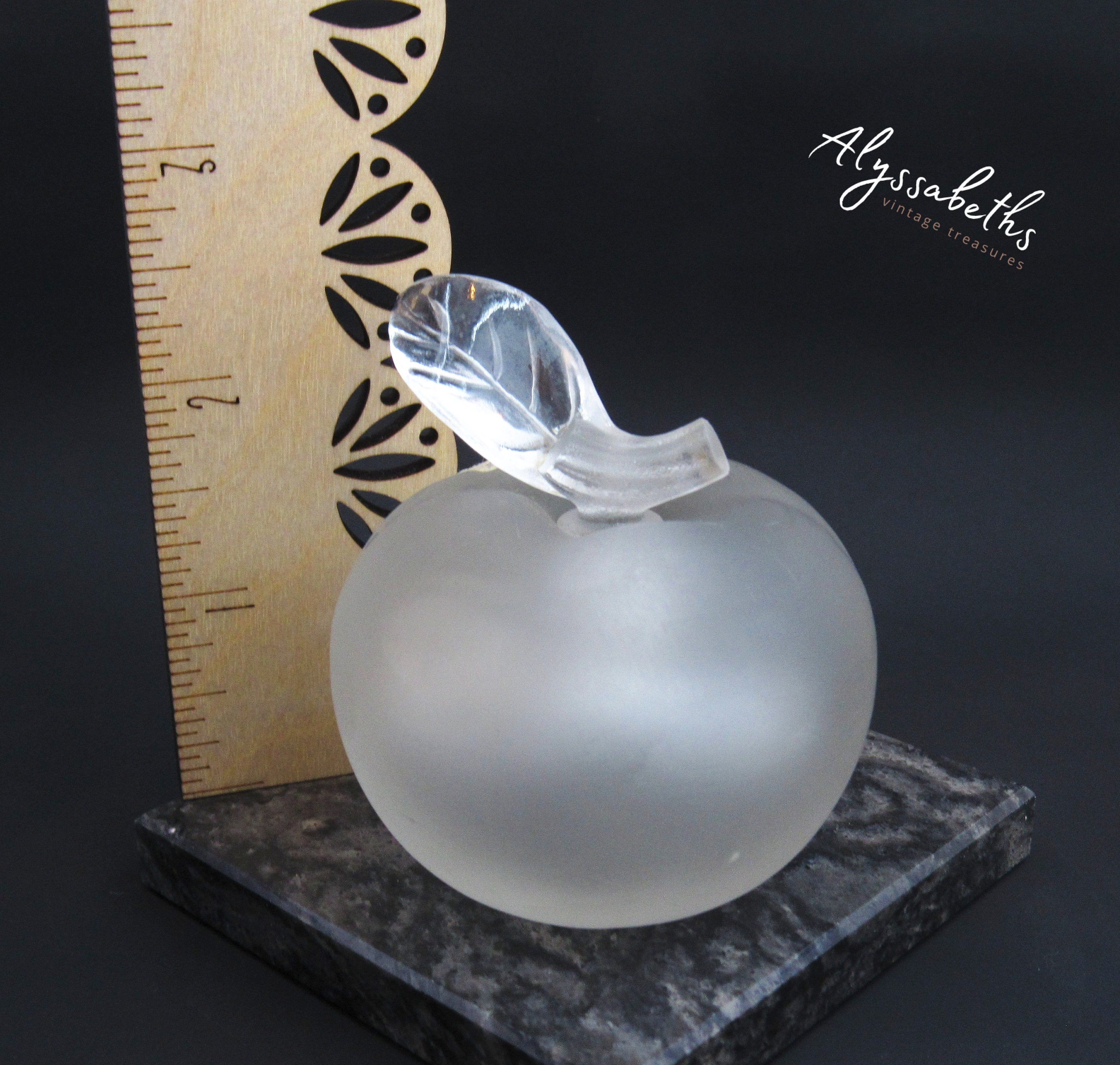Vintage Signed Lalique Crystal Nina Ricci Perfume Bottle, Frosted Glass ...