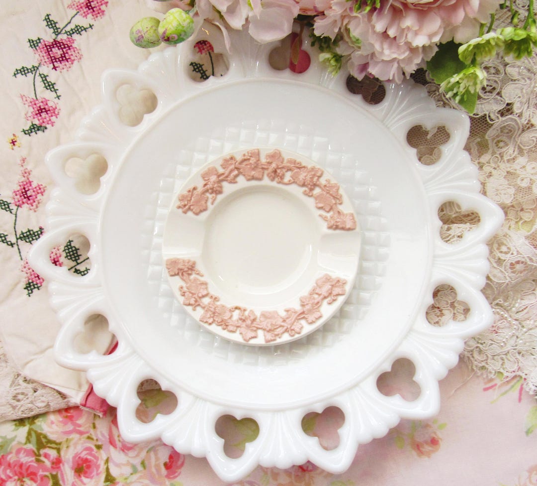 Vintage Pink & White Wedgwood Queensware Ashtray, Shabby Chic ...
