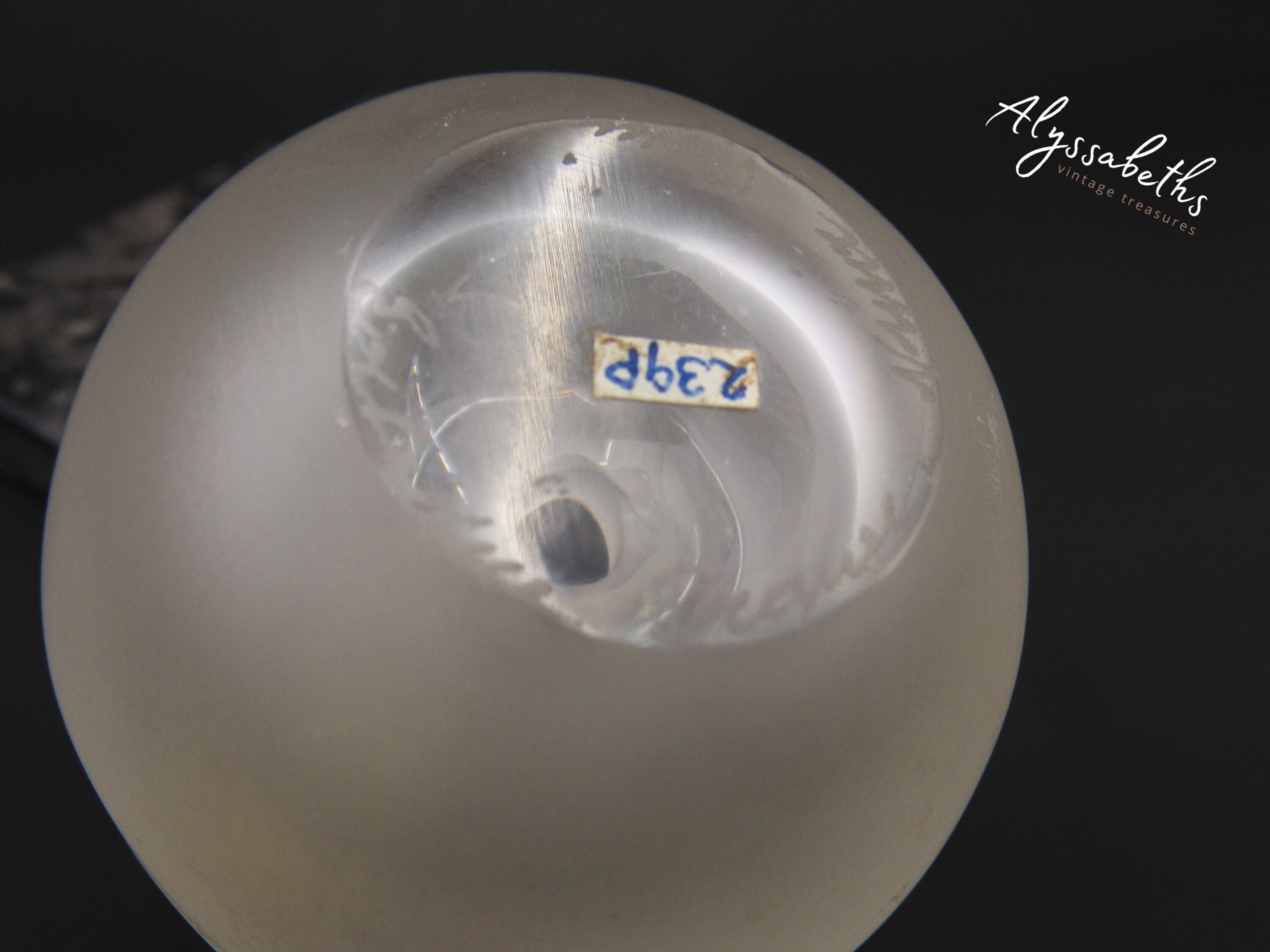 Vintage Signed Lalique Crystal Nina Ricci Perfume Bottle, Frosted Glass ...