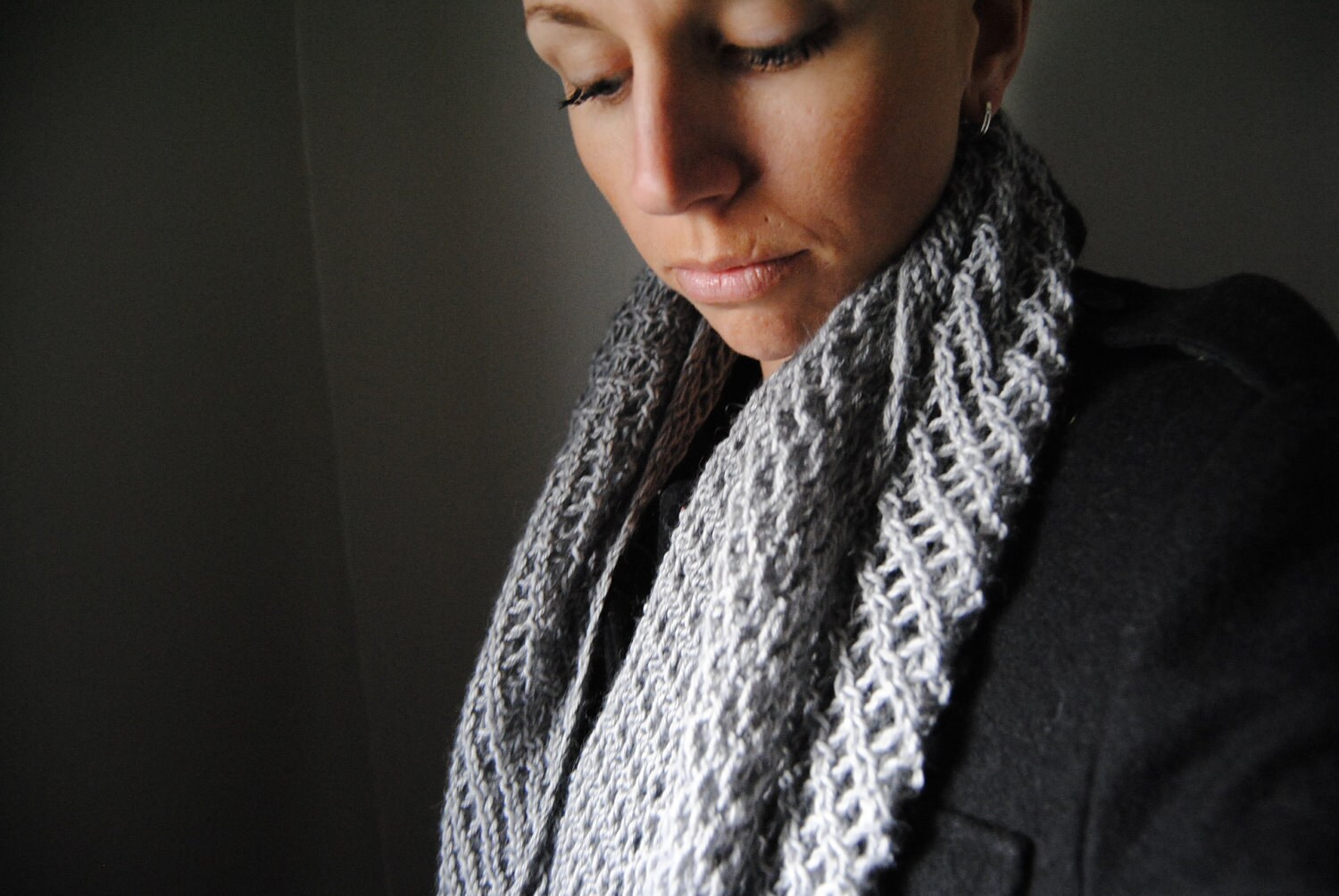 CAPTURE Infinity Loop Cowl Knitting Pattern PDF - Etsy