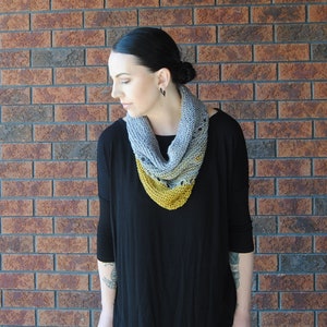 SHIFT Cowl Knitting Pattern PDF - Etsy