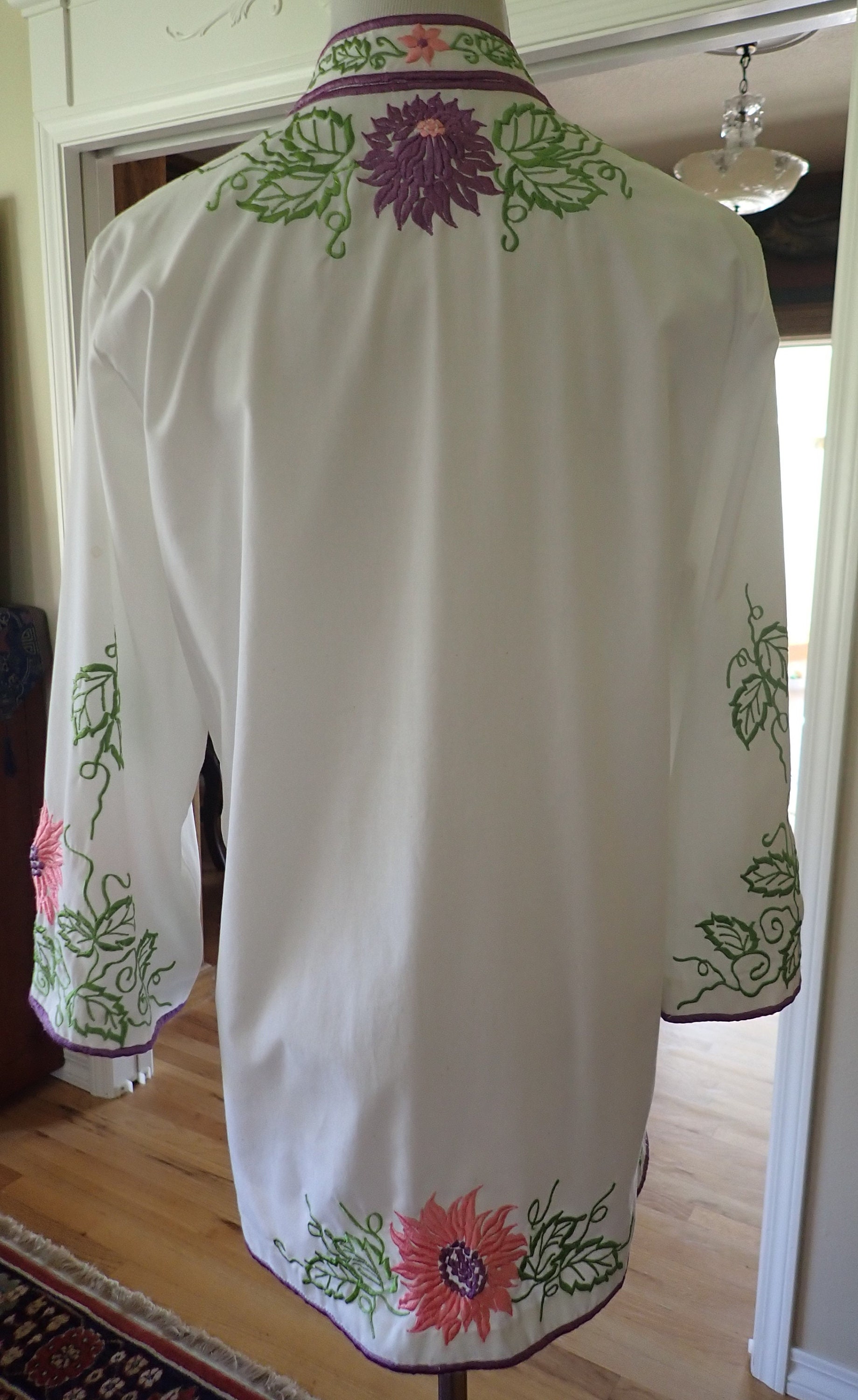 Vintage 70s 1970s Chuchi White Embroidered Top Purple Pink - Etsy