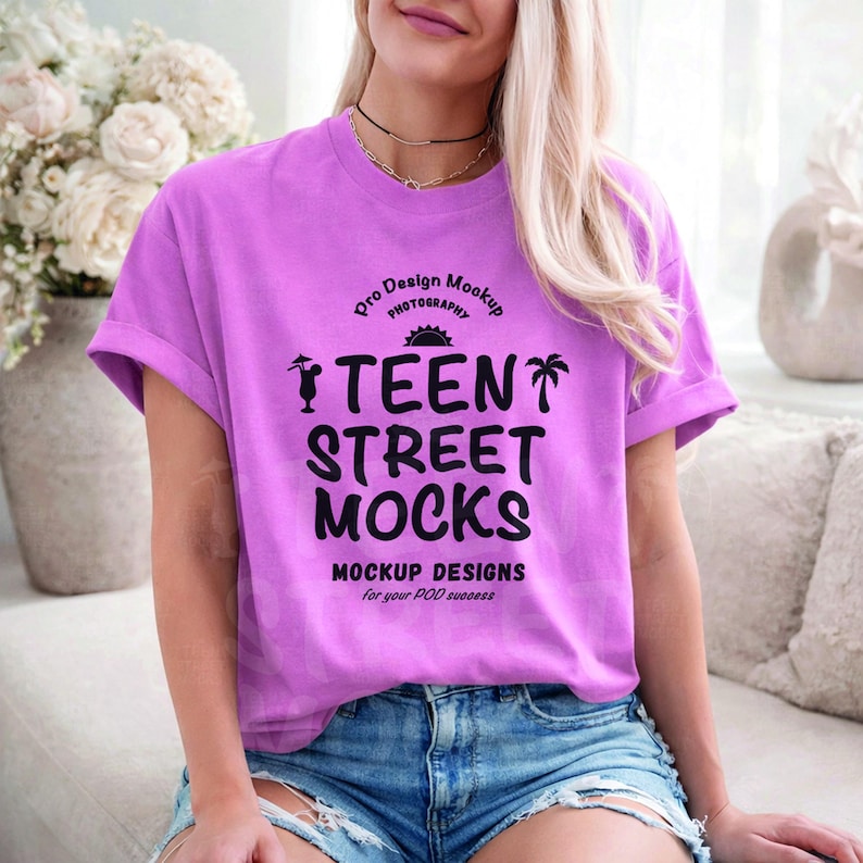 Heather Orchid Oversized T-shirt Mockup | Gildan 5000 Classic Tee ...