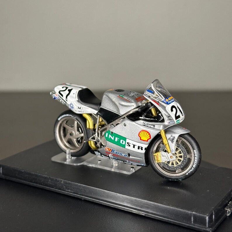 Altaya IXO 1:24 Ducati 996R Superbike 2001 | Troy Bayliss Model ...