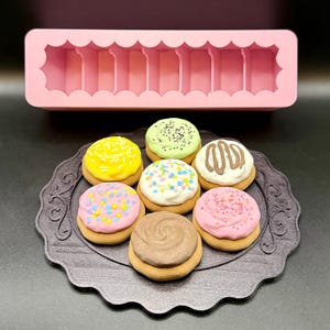 Sugar Cookie Pill Organizer | Cute 7 Day Weekly Pill Box | Kawaii ...