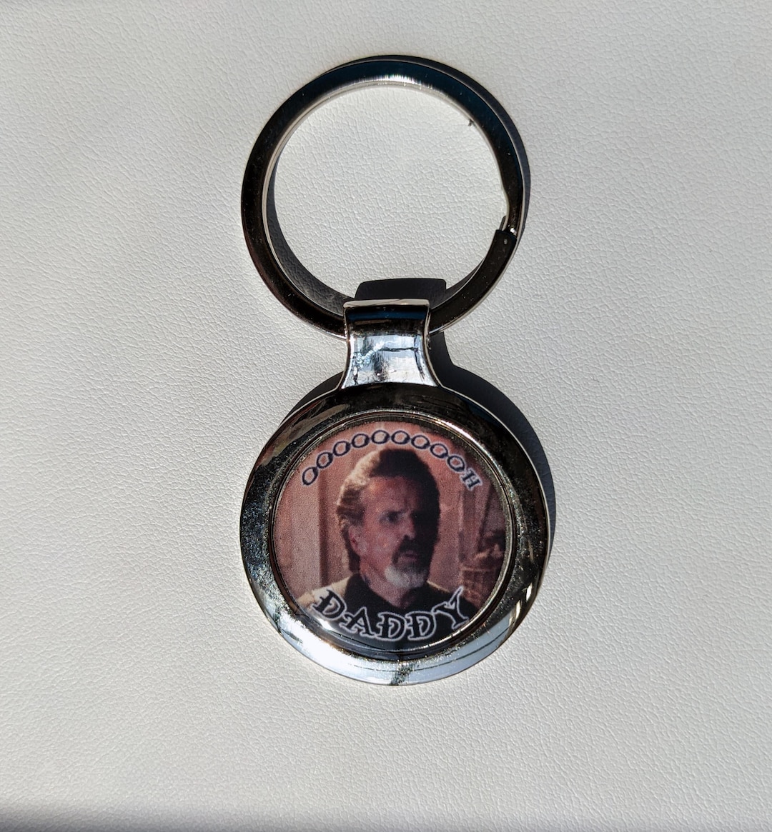 Izzy Hands Daddy Keychain or Pin - Etsy
