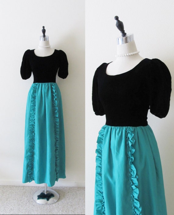 Aqua and Black Velvet Party Prom Dress / Vintage Beau… - Gem