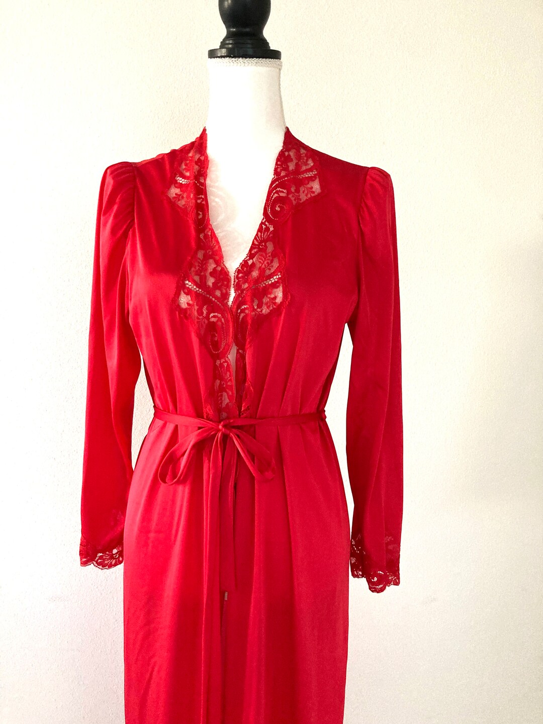 Elegant Red Satiny olga Robe / Vintage Peignoir Negligee Lingerie ...