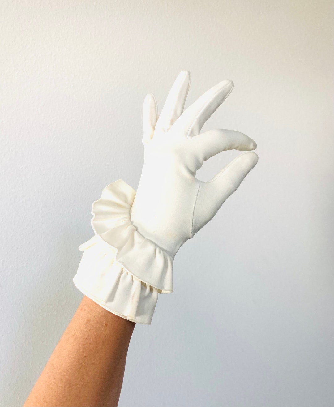 Vintage Ruffled Formal Gloves / 1950s Antique Style Gauntlet Fancy ...
