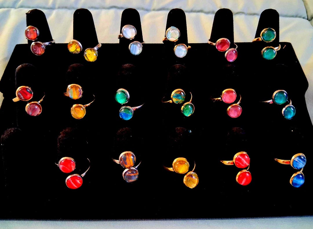 Rings That Make a Statement With This Acrylic Paint Skin Ring It is ...