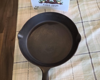 Chicago Hardware Foundry 5 Diamond-logo Cast Iron Skillet (excellent ...