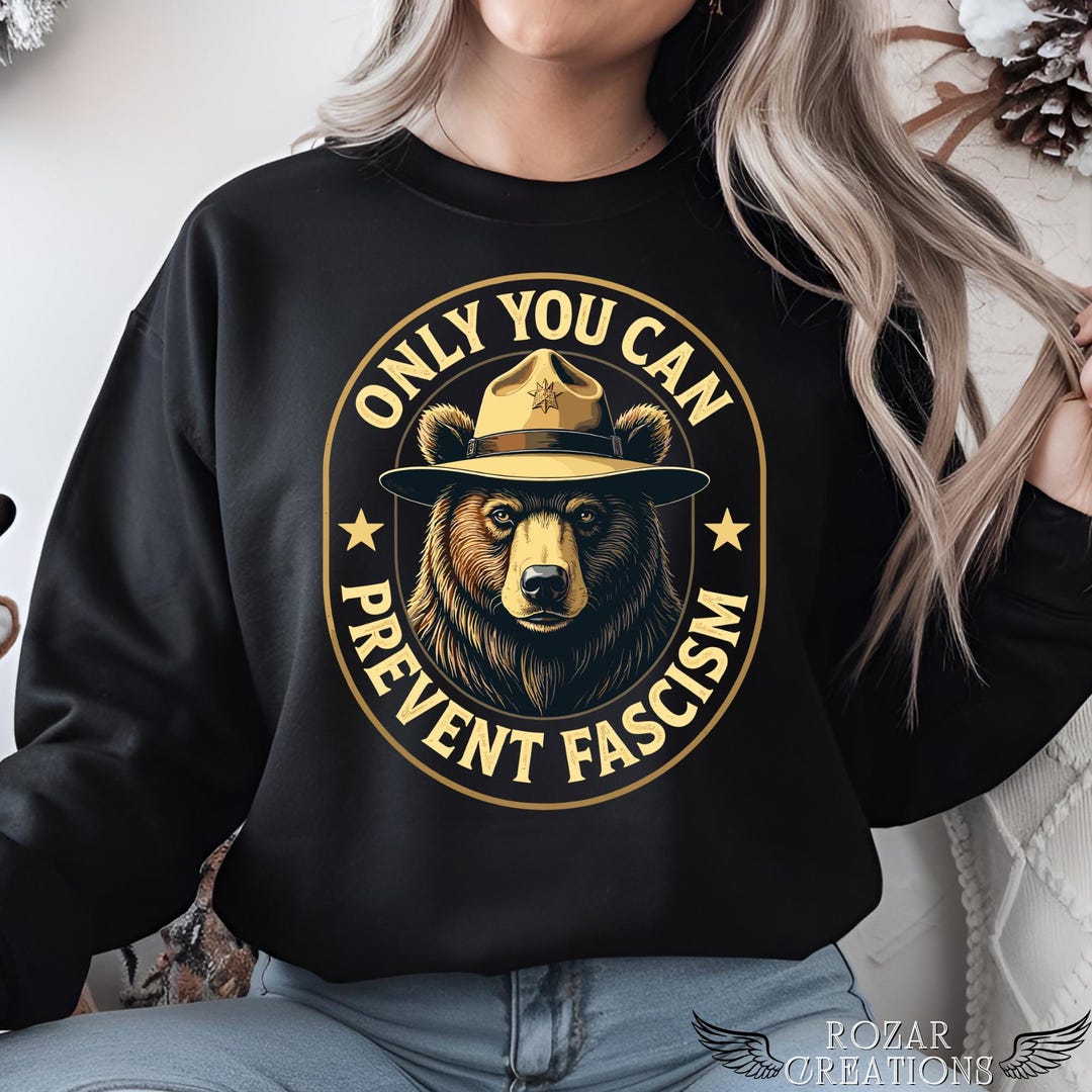 Political Bear Graphic PNG - Anti-fascism Vintage Design (digital ...