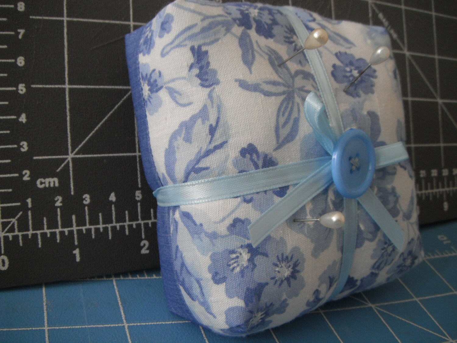 Square Pin Cushions / Thick and Chunky / Pastel Pin Cushions - Etsy