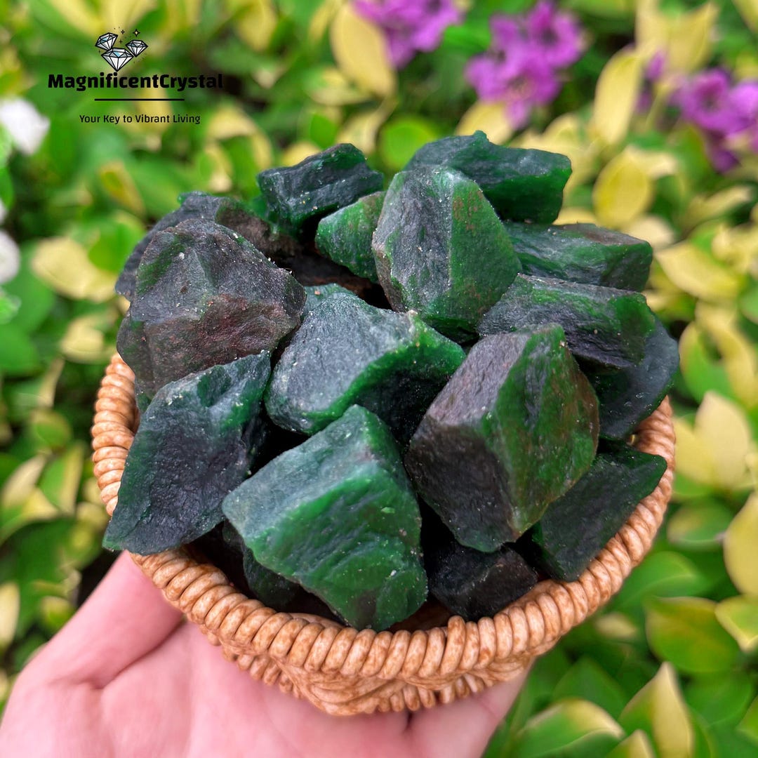 Raw Emerald Stone, Natural Rough Emerald Gemstones Gift,heart Chakra ...