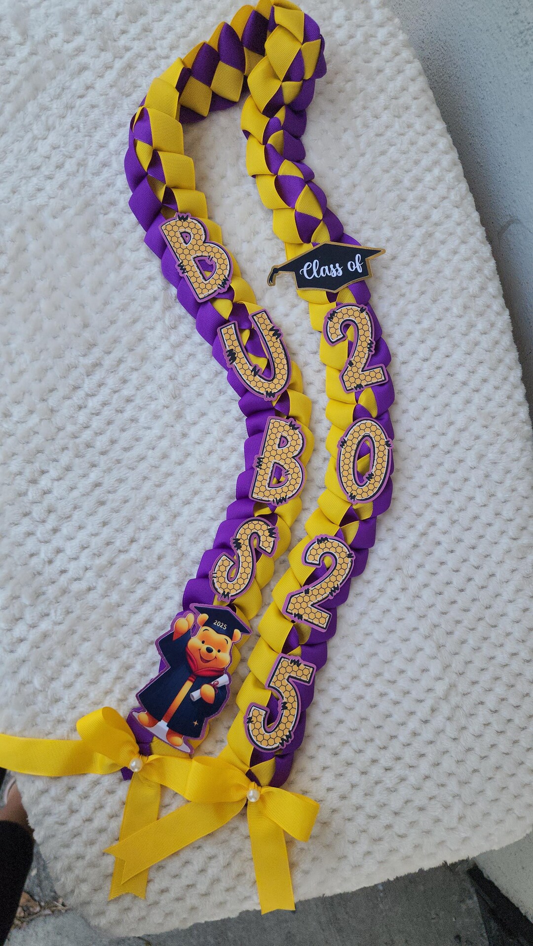 Pooh Bear Graduation Ribbon Lei: Custom Class of 2026 Gift - Etsy