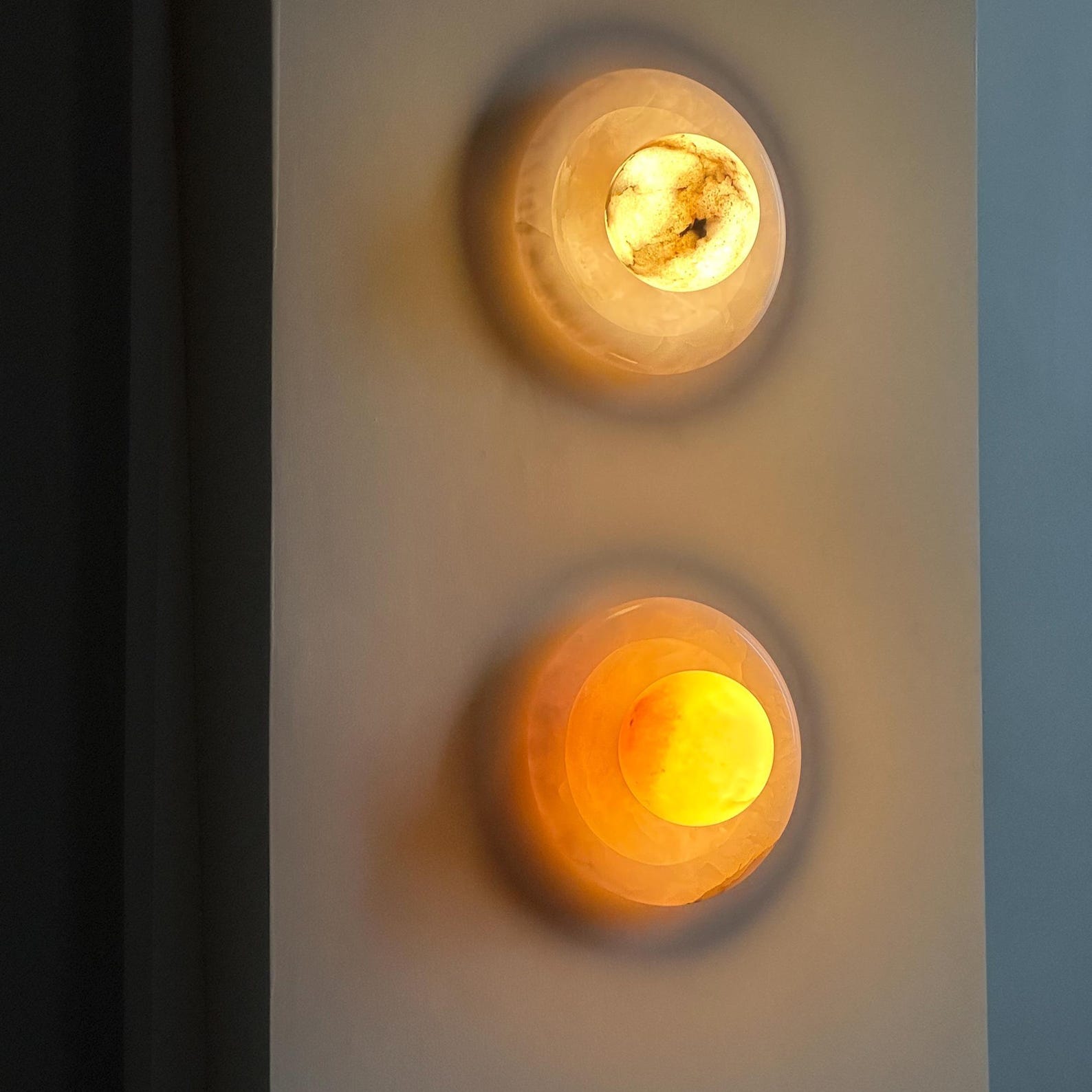 Marlowe Alora Onyx 20, Luminous Onyx Wall Sconce With Alabaster Globe ...
