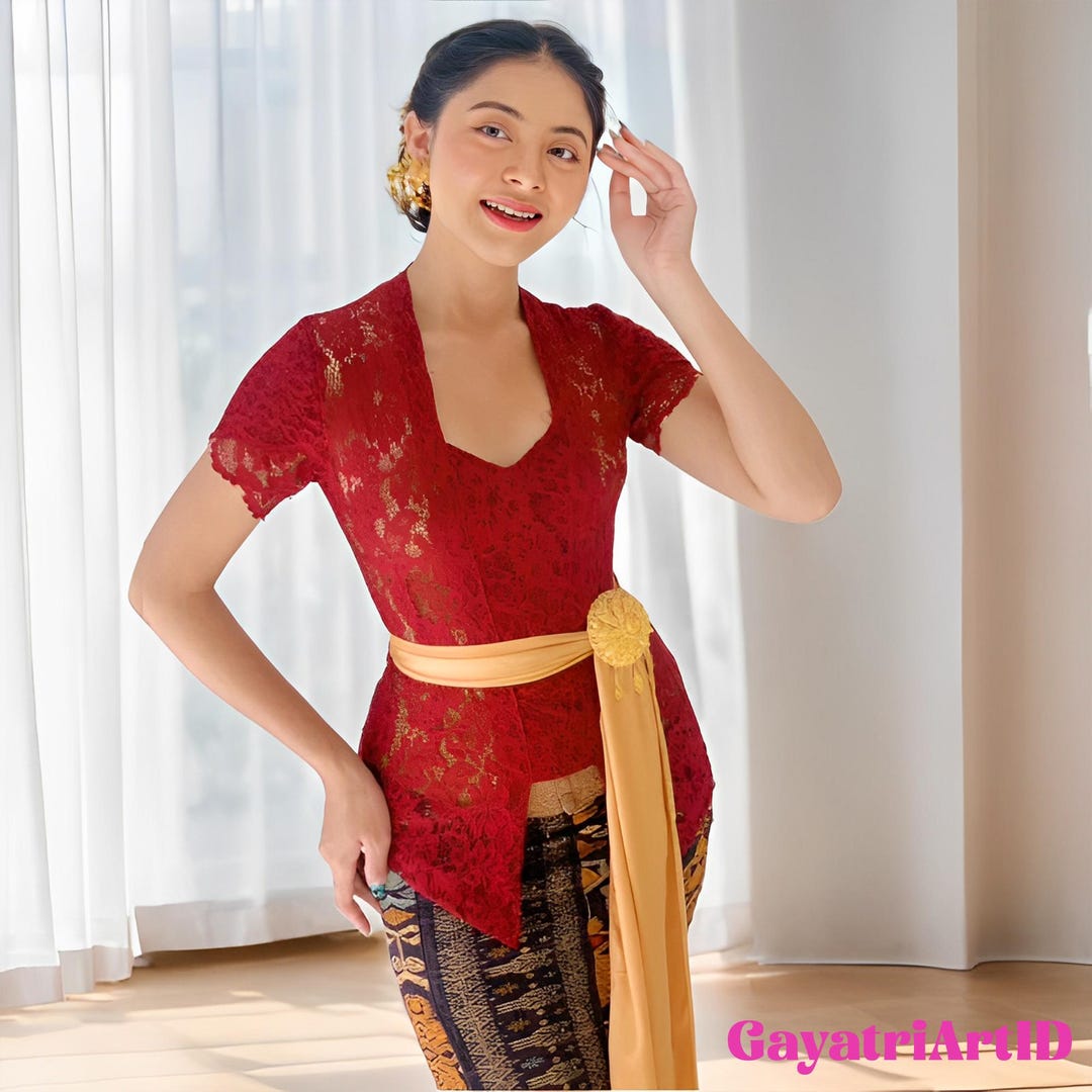 Sofia Short Sleeve Stacked Kebaya Set, Looks Classy, Kebaya Dress ...