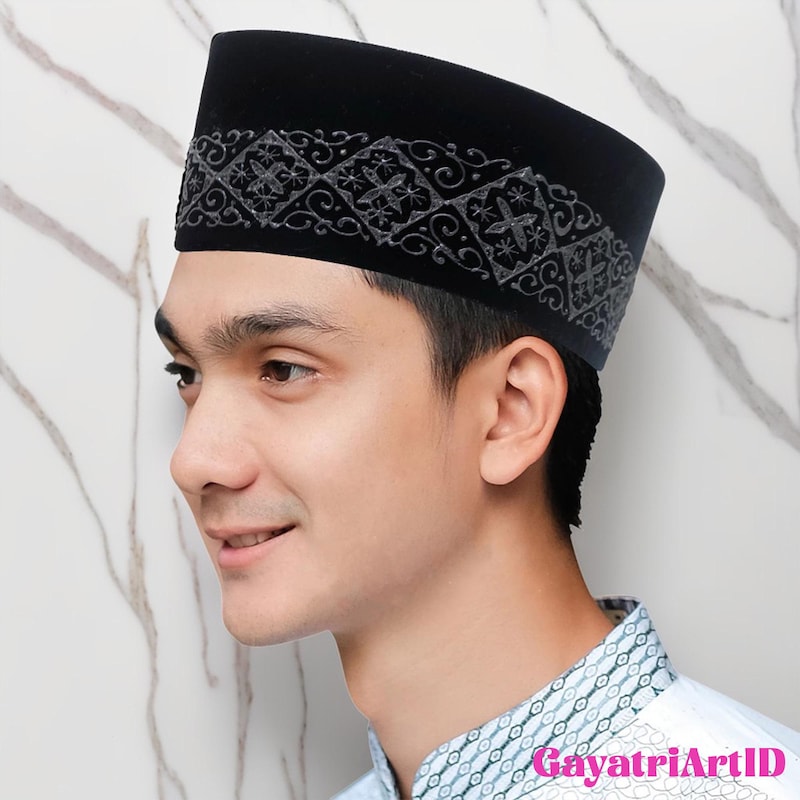 Buy Muslim Prayer Cap Online In India - Etsy India