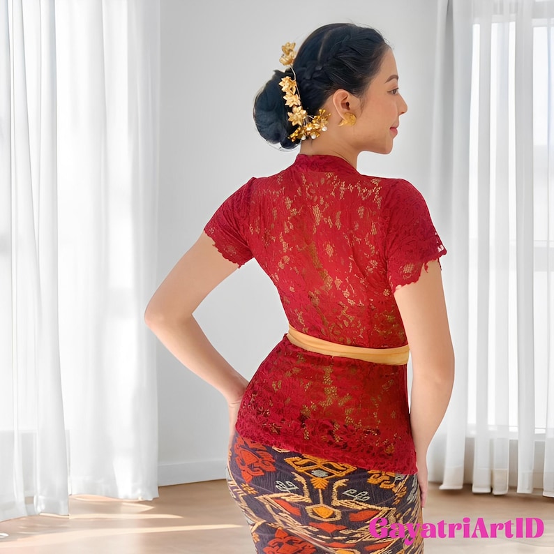 Sofia Short Sleeve Stacked Kebaya Set, Looks Classy, Kebaya Dress ...