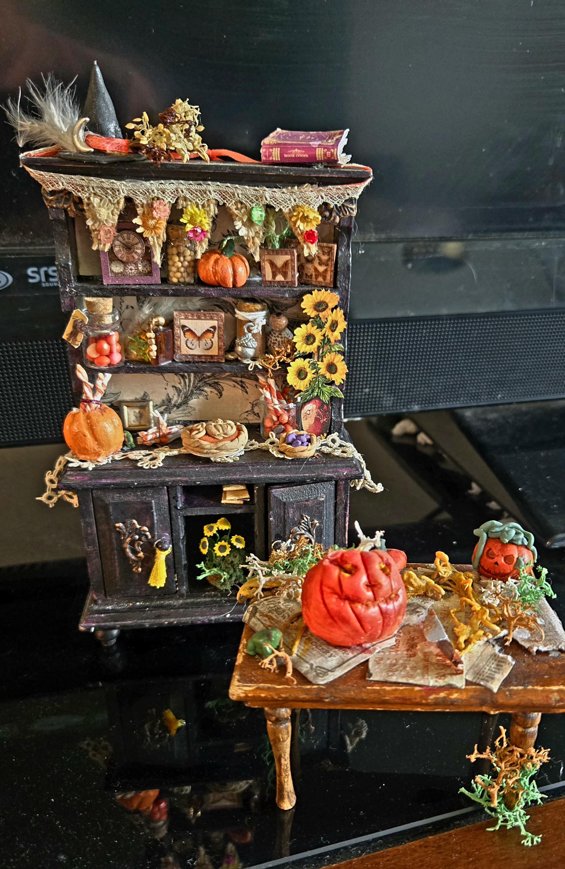 Thanksgiving Hutch - Etsy