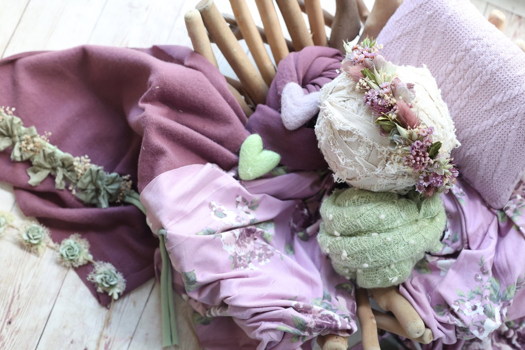 Ready to Ship Birdie Handmade Seasonal Surprise Prob Box - Etsy