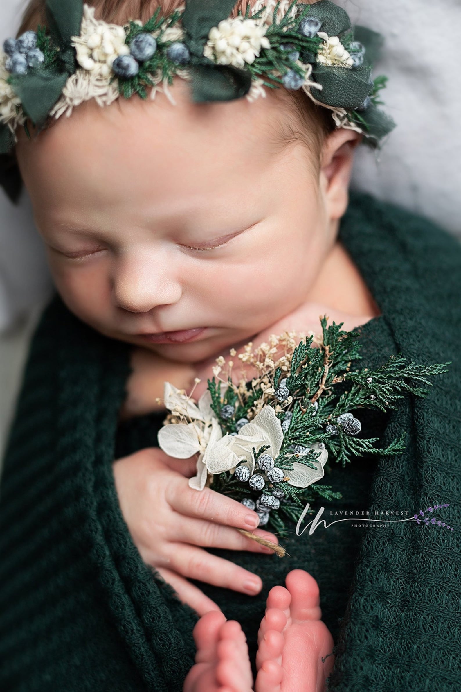 Newborn Juniper Berry Christmas Set: Flower Crown & Mini Bouquet - Etsy