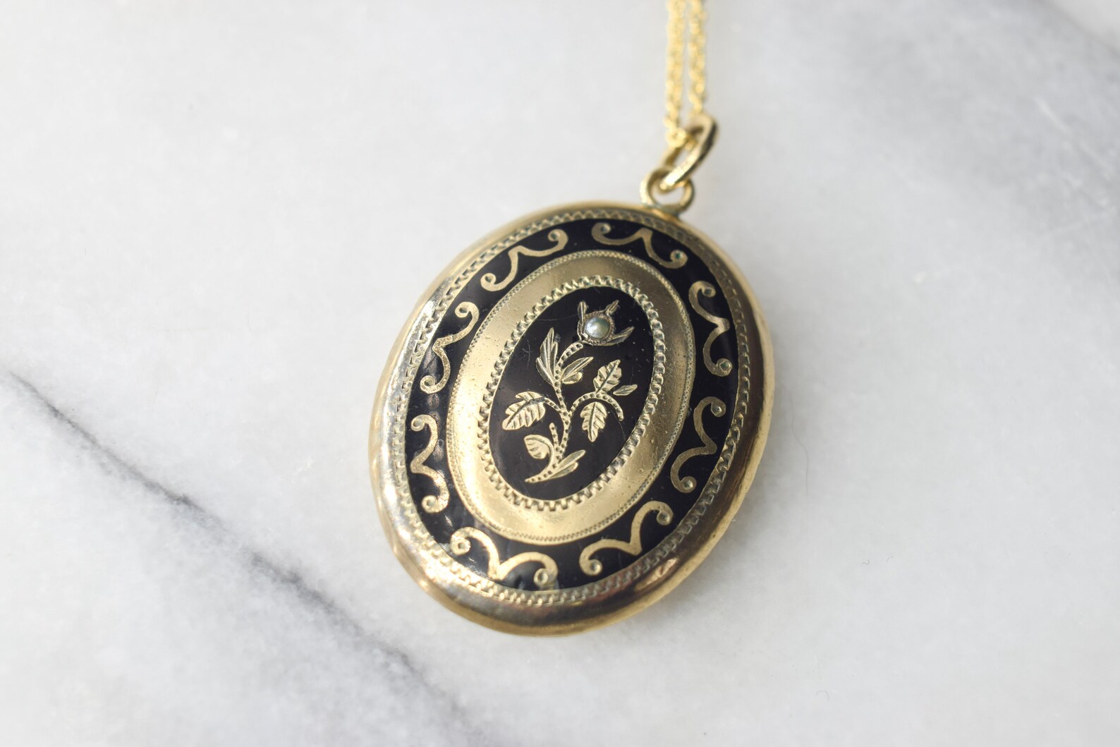Antique Victorian Mourning Locket 14k Gold Enamel and Seed - Etsy