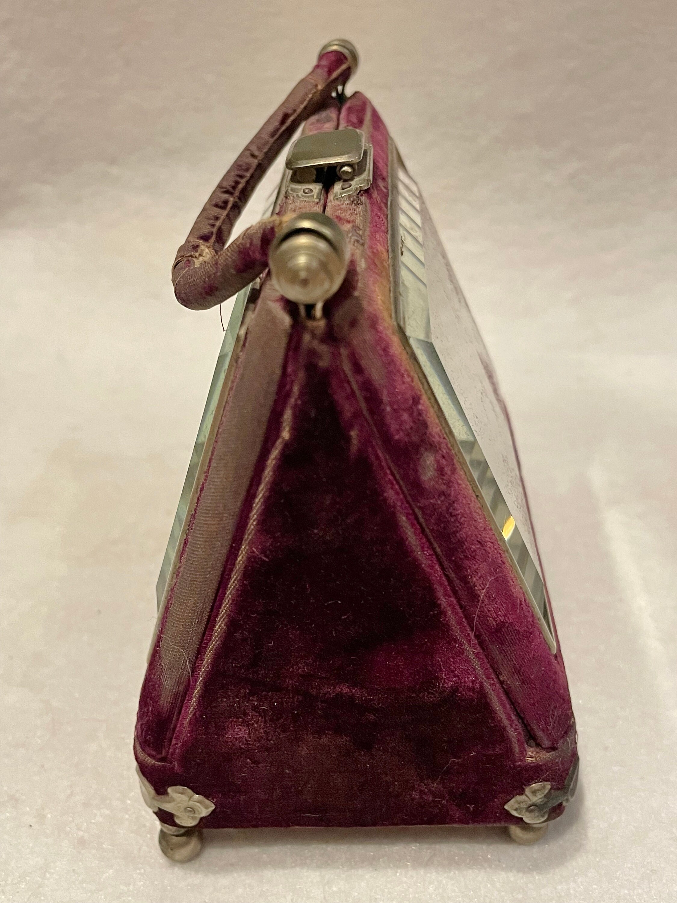 Original Victorian Red Velvet Perfume Display Carrying Case Original ...