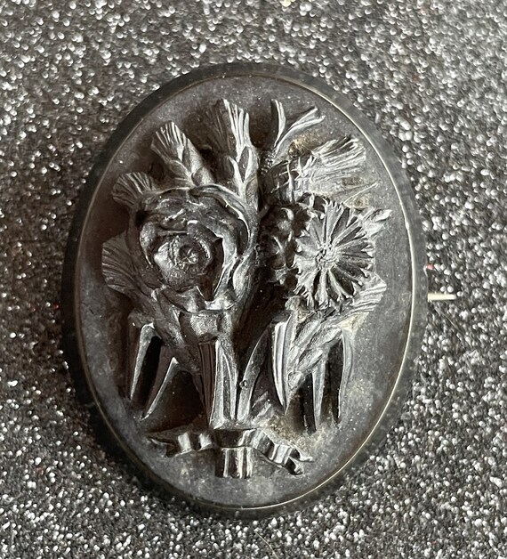 victorian vulcanite brooch - Gem