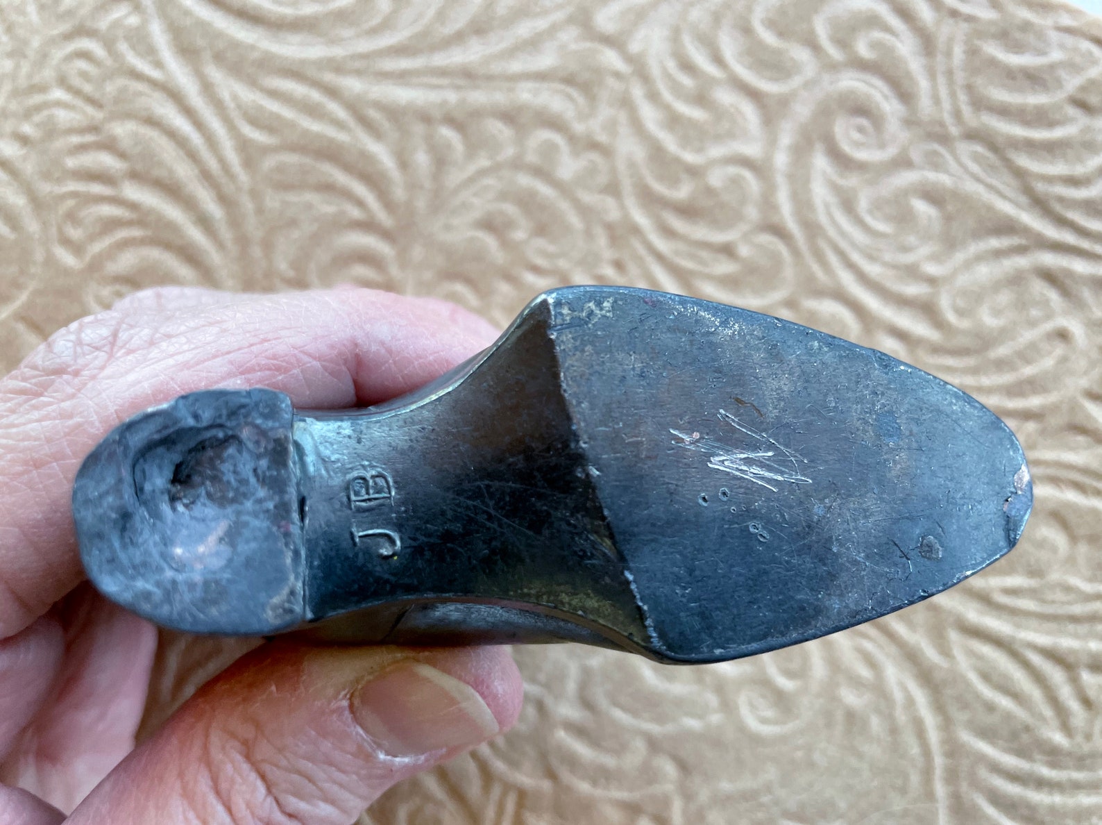 Late Victorian Jennings Bros Boot Pin Cushion ORIGINAL | Etsy