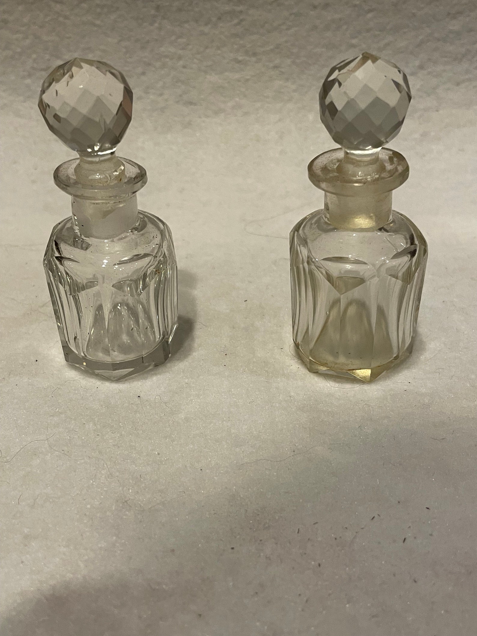 Original Victorian Red Velvet Perfume Display Carrying Case Original ...