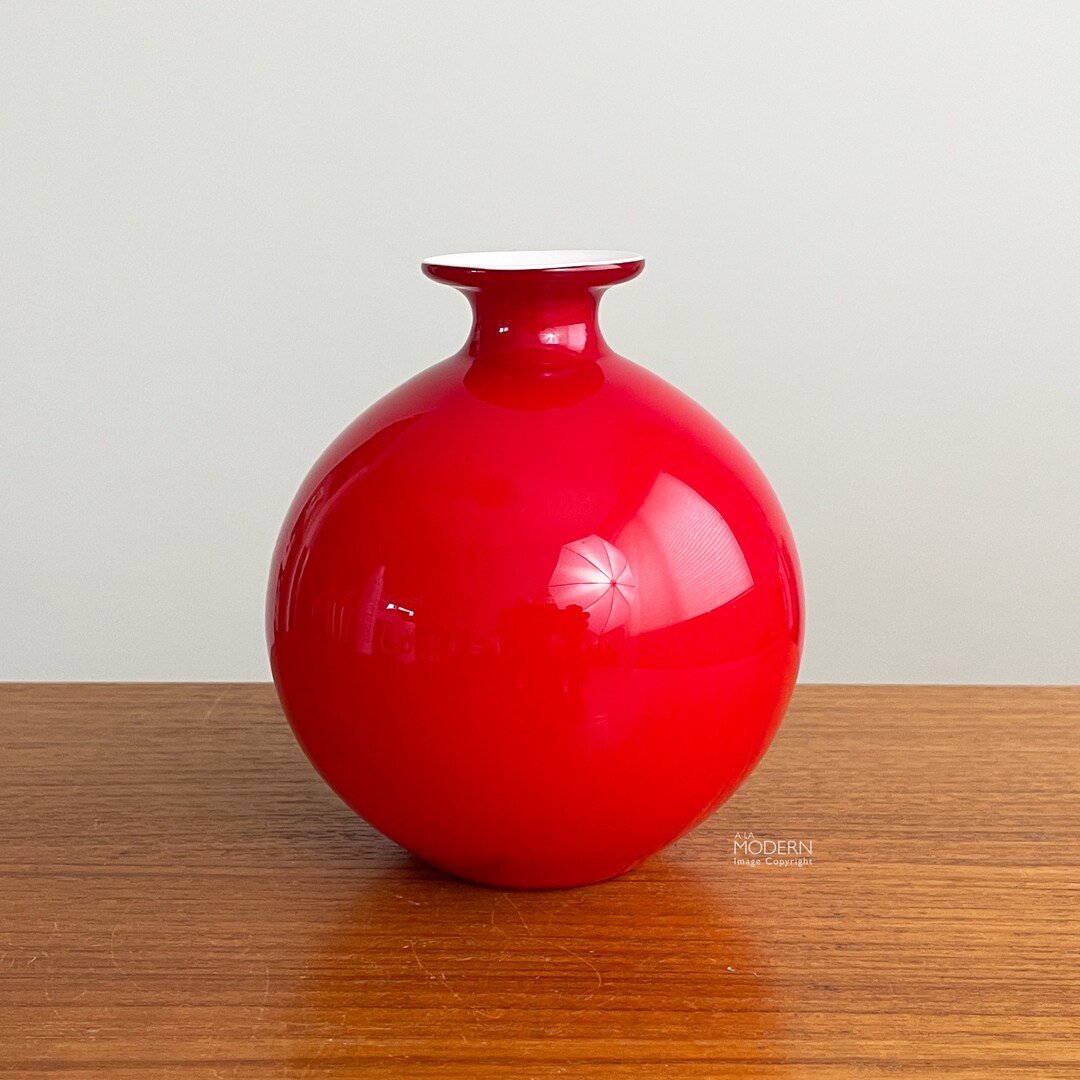 Holmegaard Carnaby Red Cased Kugle Ball Art Glass Vase by Michael Bang ...