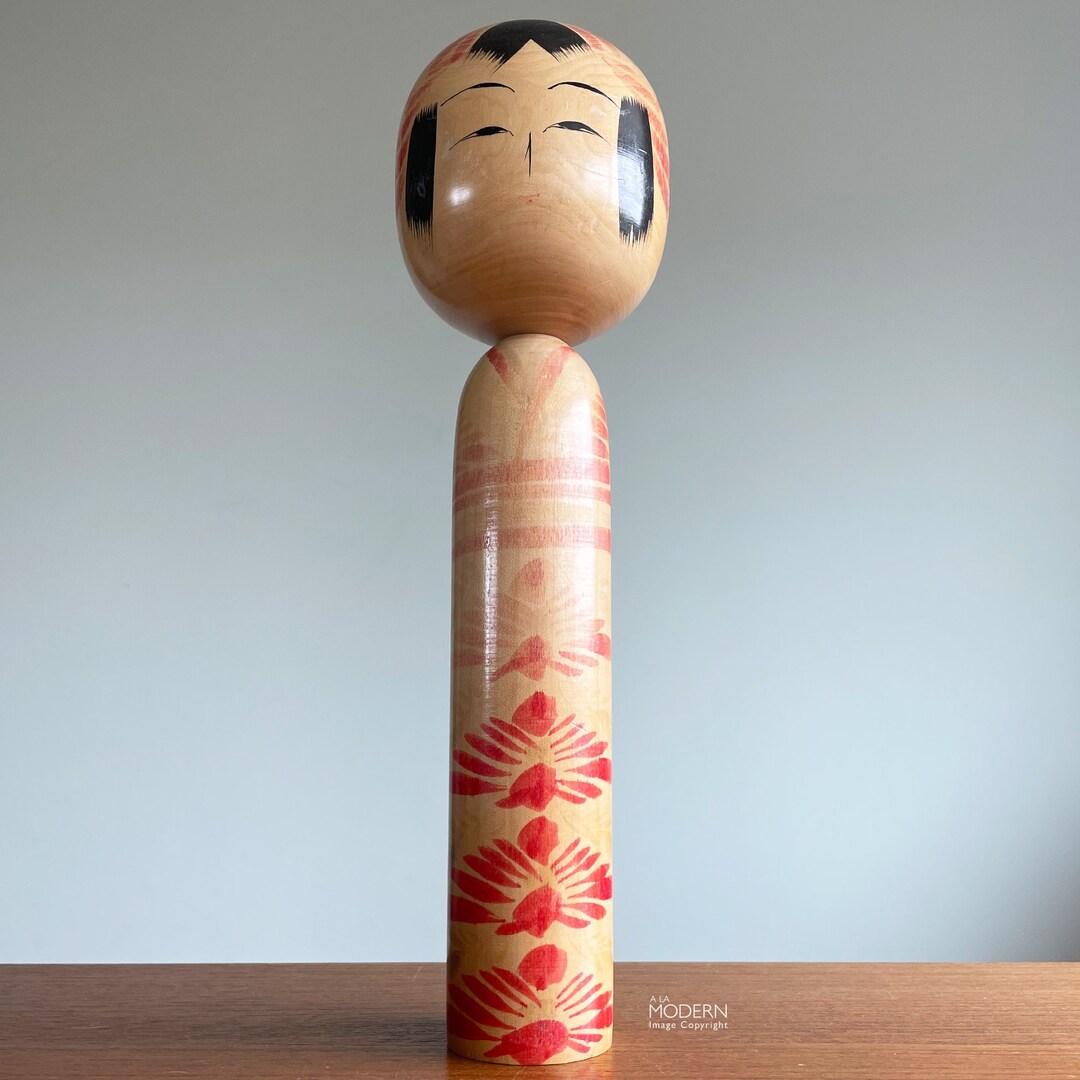 Togatta Kokeshi 36cm Japanese Wooden Doll Red Chrysanthemum Decor 14 1/ ...