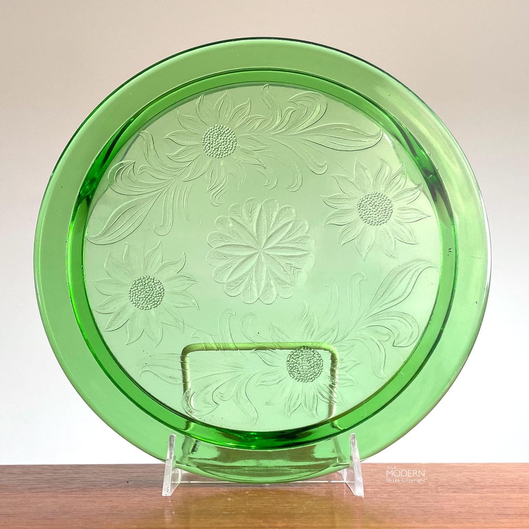 Jeanette Uranium Glass Sunflower Pattern Depression Cake Plate 10 ...
