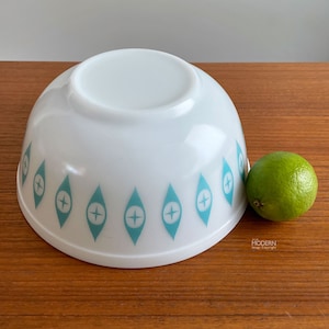 Pyrex Atomic Eyes 403 Turquoise Blue Chip and Dip Bowl | Etsy