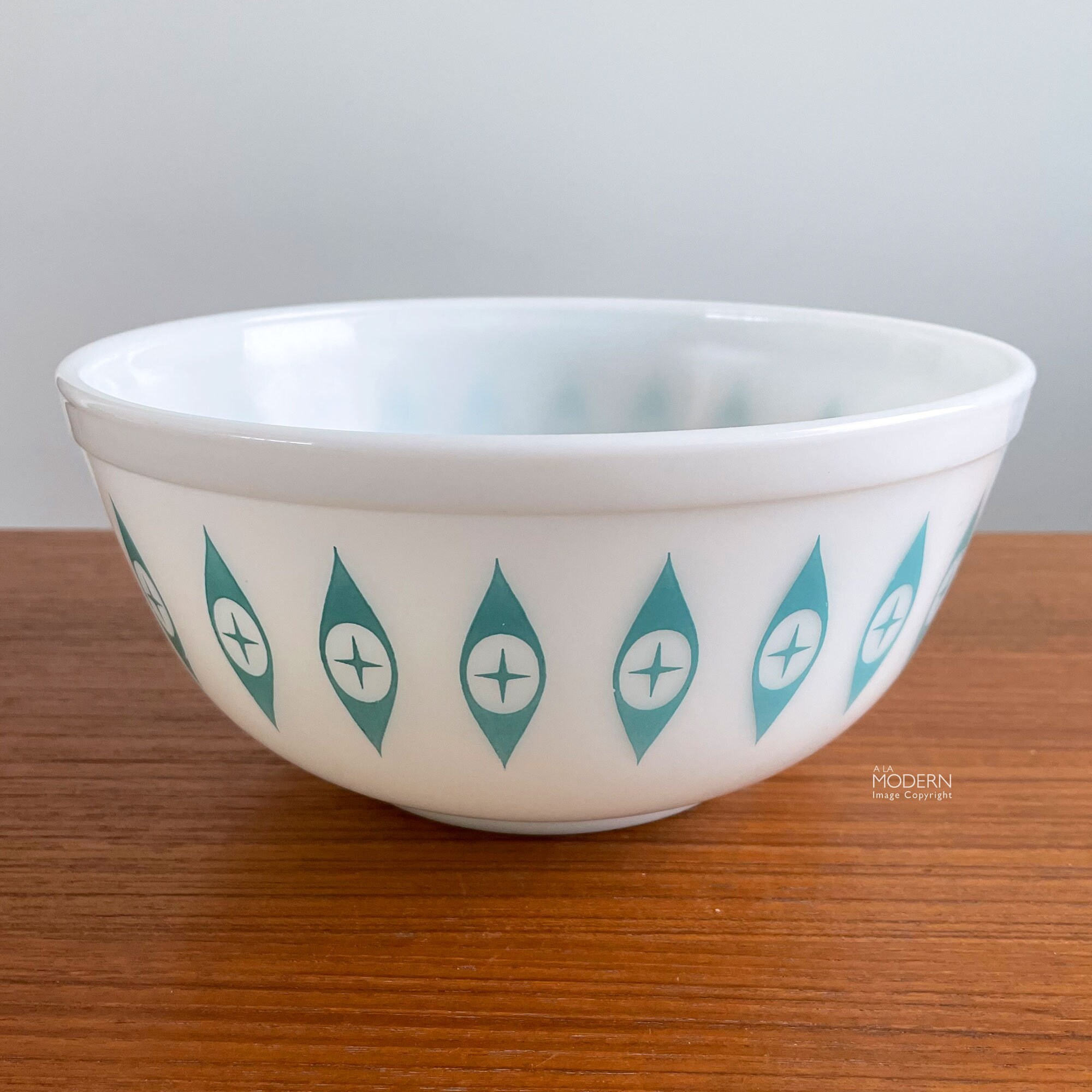Pyrex Atomic Eyes 403 Turquoise Blue Chip and Dip Bowl | Etsy