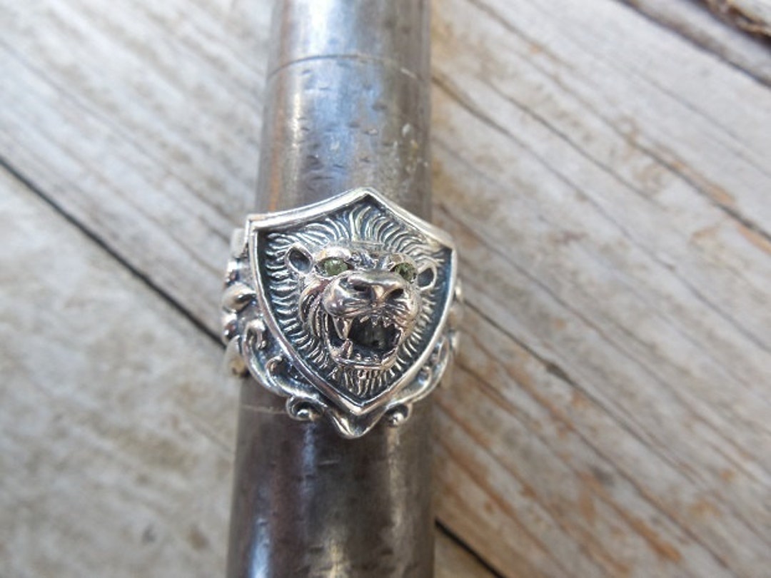 Lion Rings in Sterling Silver 925 With Peridot Stones in the Eyes - Etsy