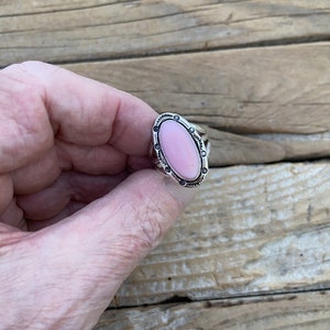 Gorgeous Pink Conch Shell Ring Handmade Signed in Sterling Silver With ...