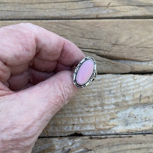 Gorgeous Pink Conch Shell Ring Handmade Signed in Sterling Silver With ...
