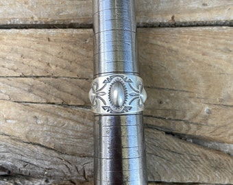 Repousse Ring - Etsy