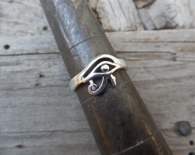 Eye of Ra Ring Handmade in Sterling Silver - Etsy