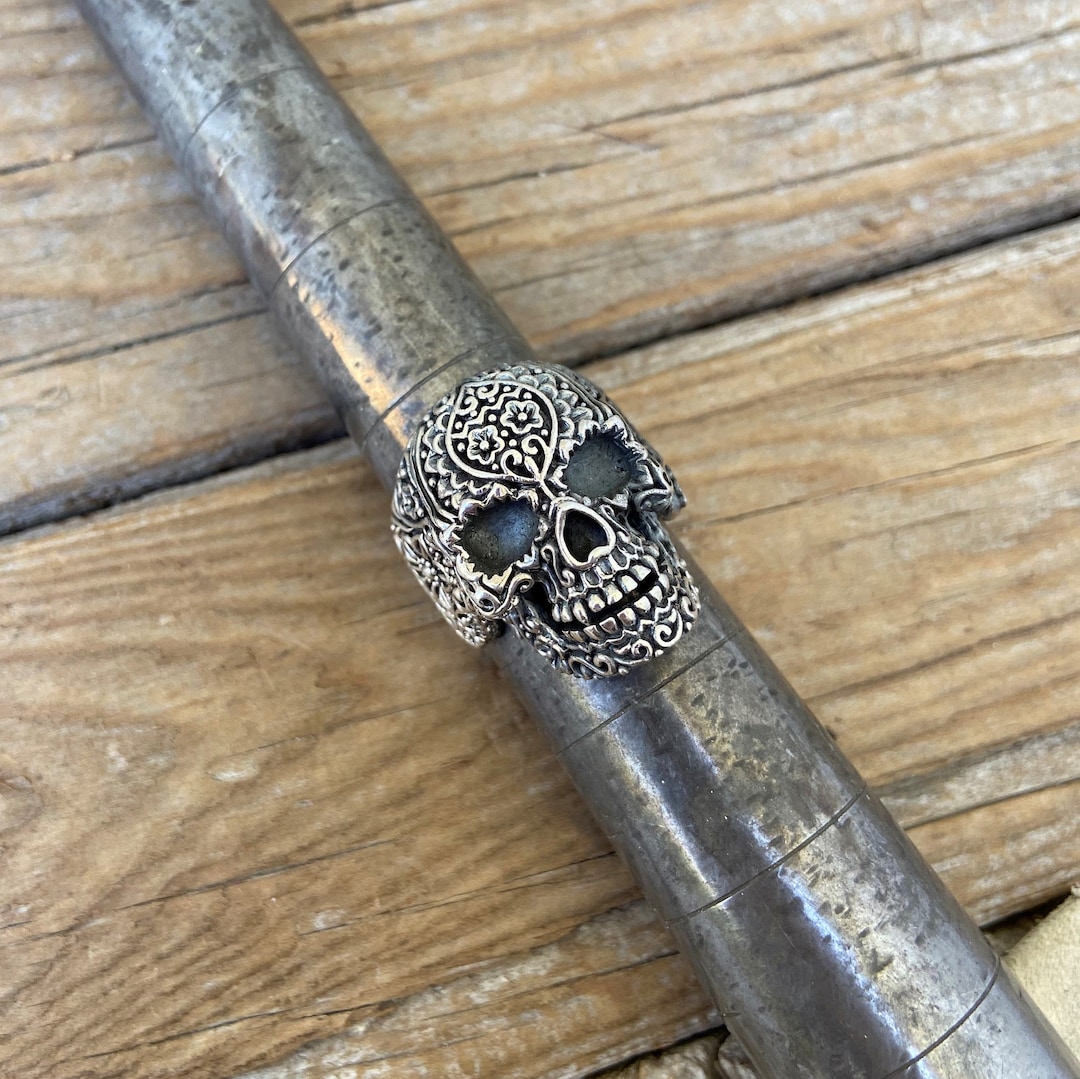 Grande anello con teschio di zucchero fatto a mano in argento sterling ...
